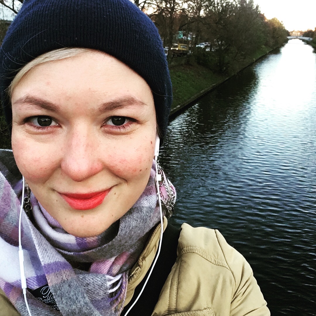 Caroline Gauthier | Professional actor, singer and director